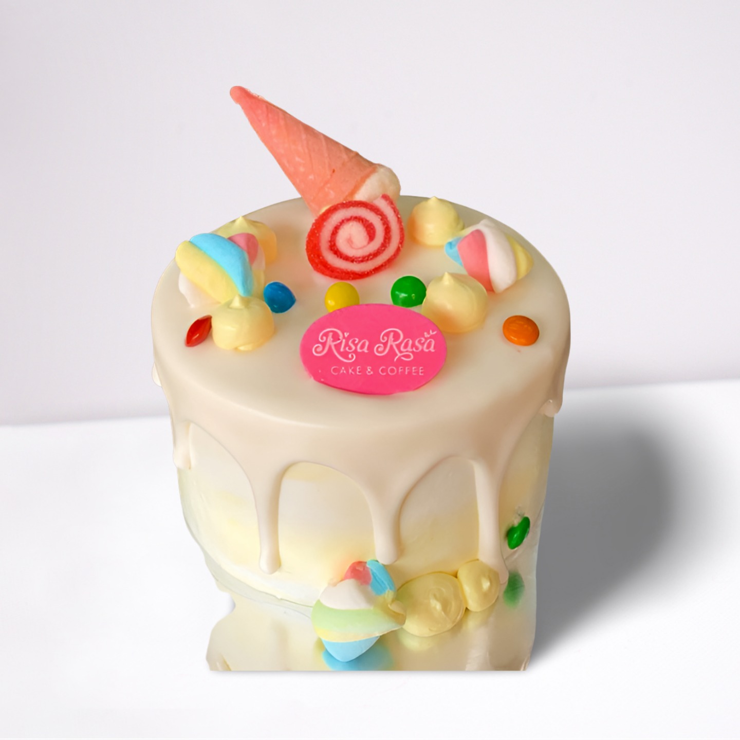 Putih Candy – Risa Rasa Cake